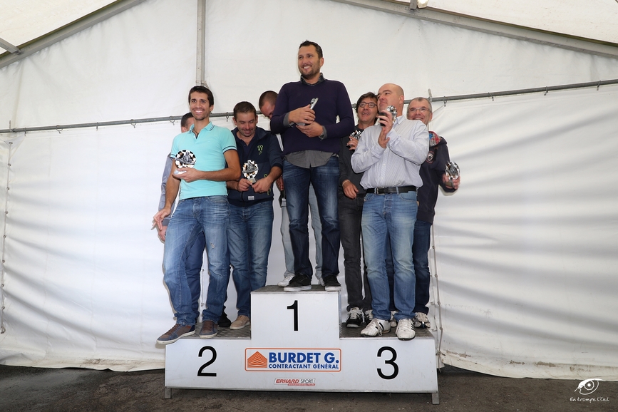 Burdet, BURDET G. Contractant Général et ses partenaires en pole position.